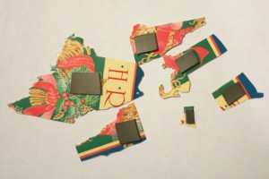 How to make magnets from a map | La Casa de Crafts